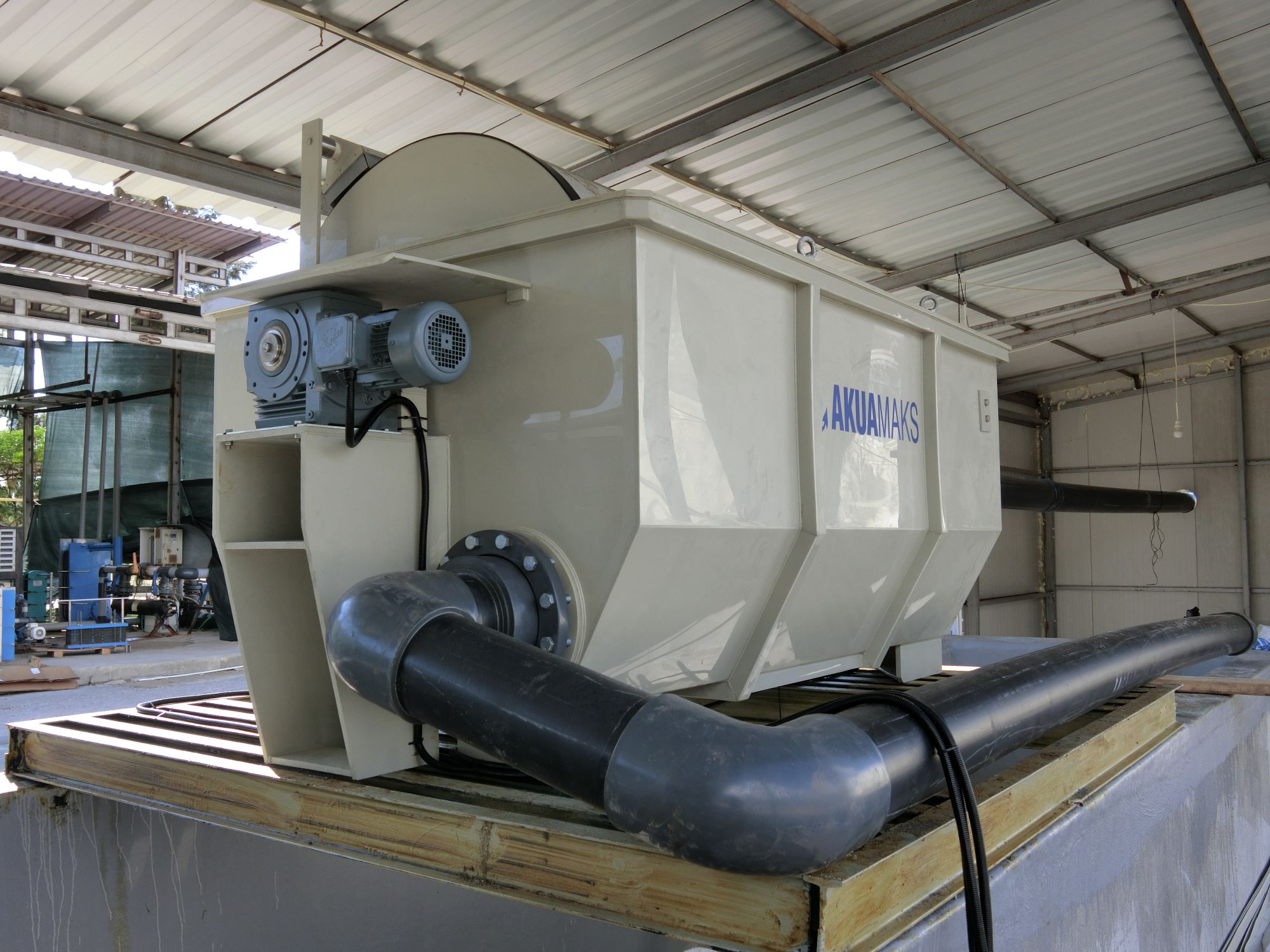 Recirculating Aquaculture Systems (RAS) – Pros and Cons – Arab World ...